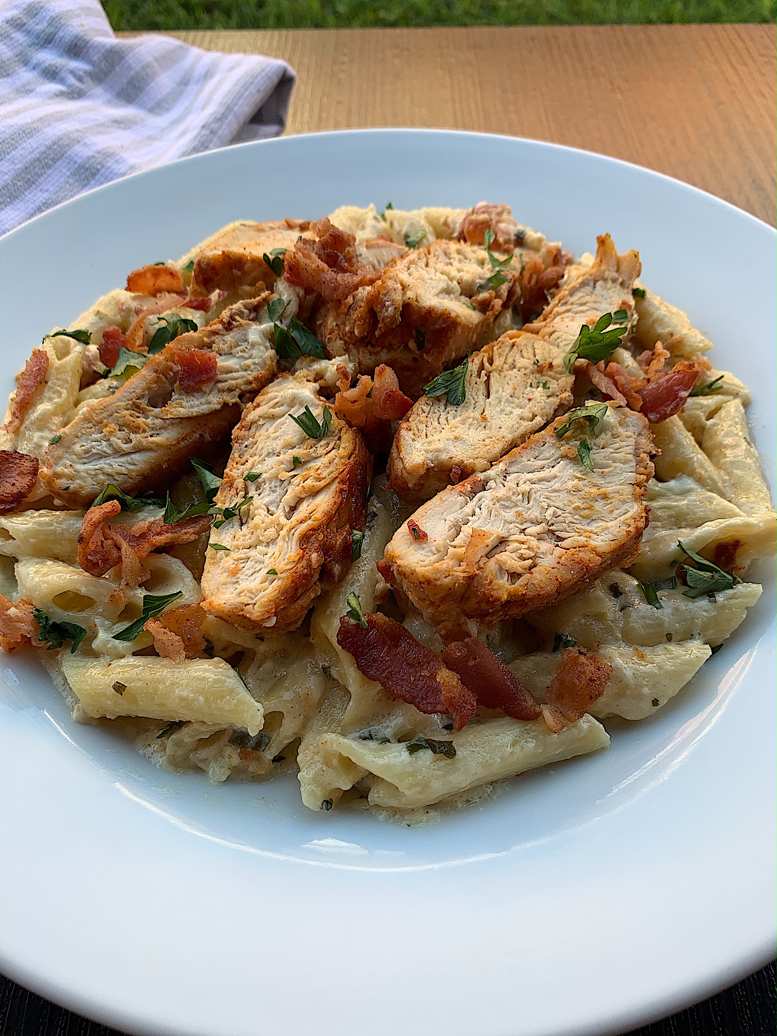 Chicken Bacon Ranch Pasta - Yel's Kitchen
