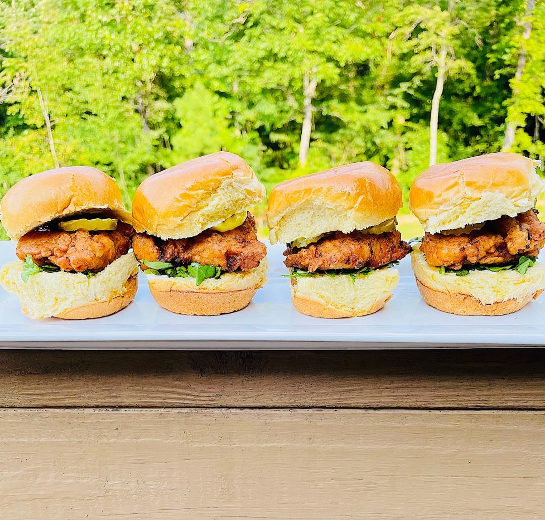 Spicy Chicken Sliders - Yel's Kitchen